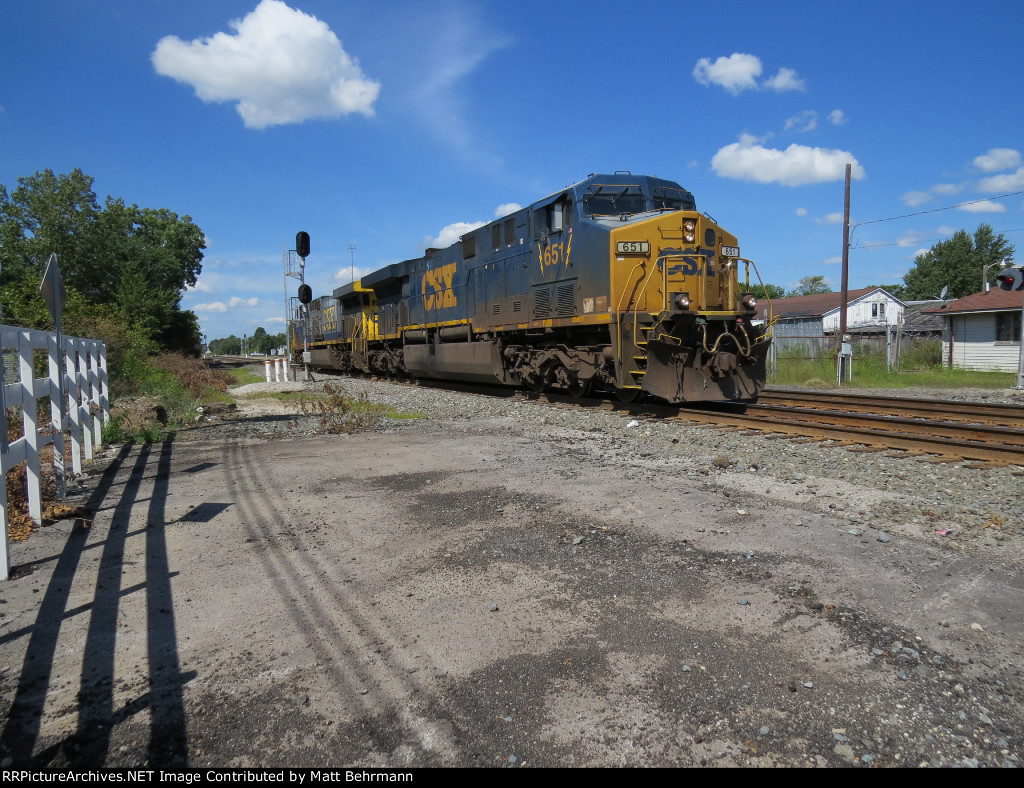 CSX 651